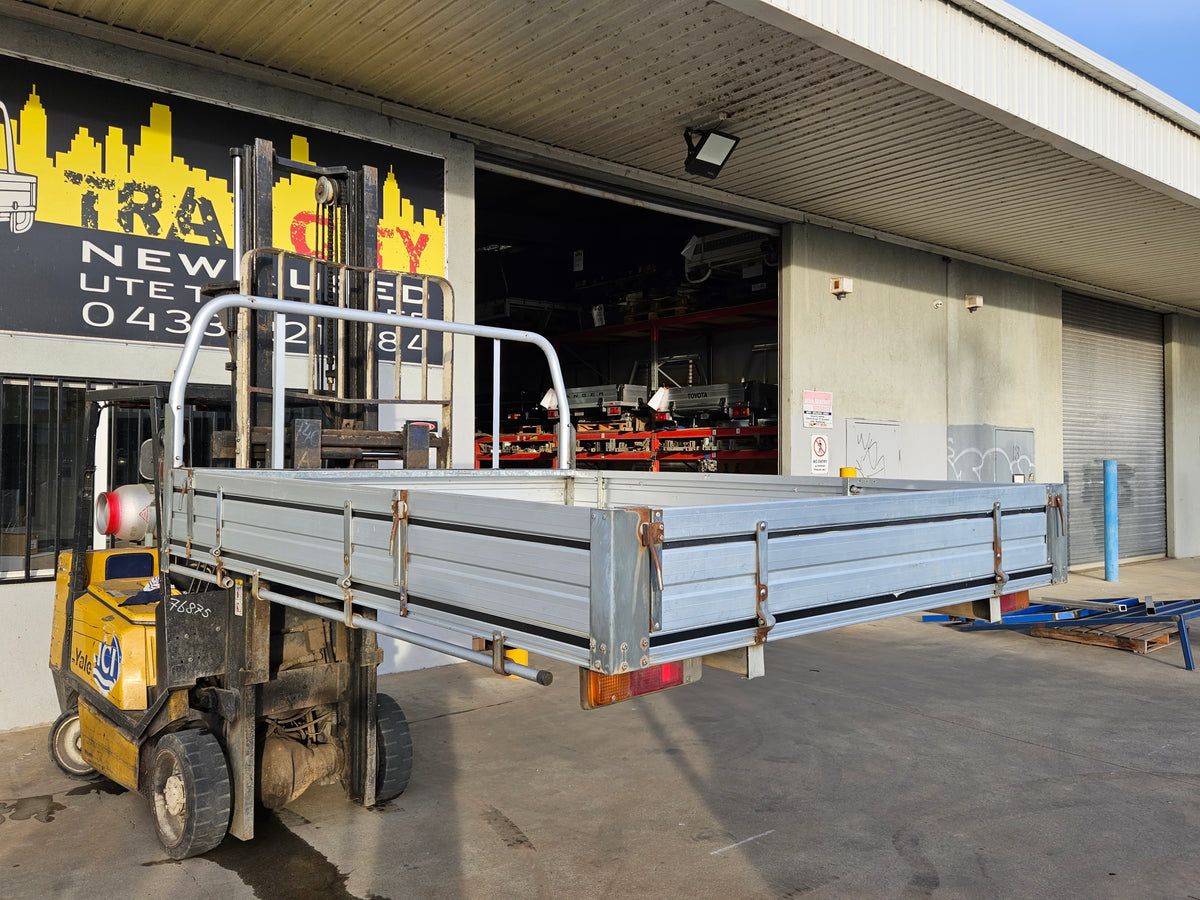 #831 Single cab alloy tray - Hilux – Tray City