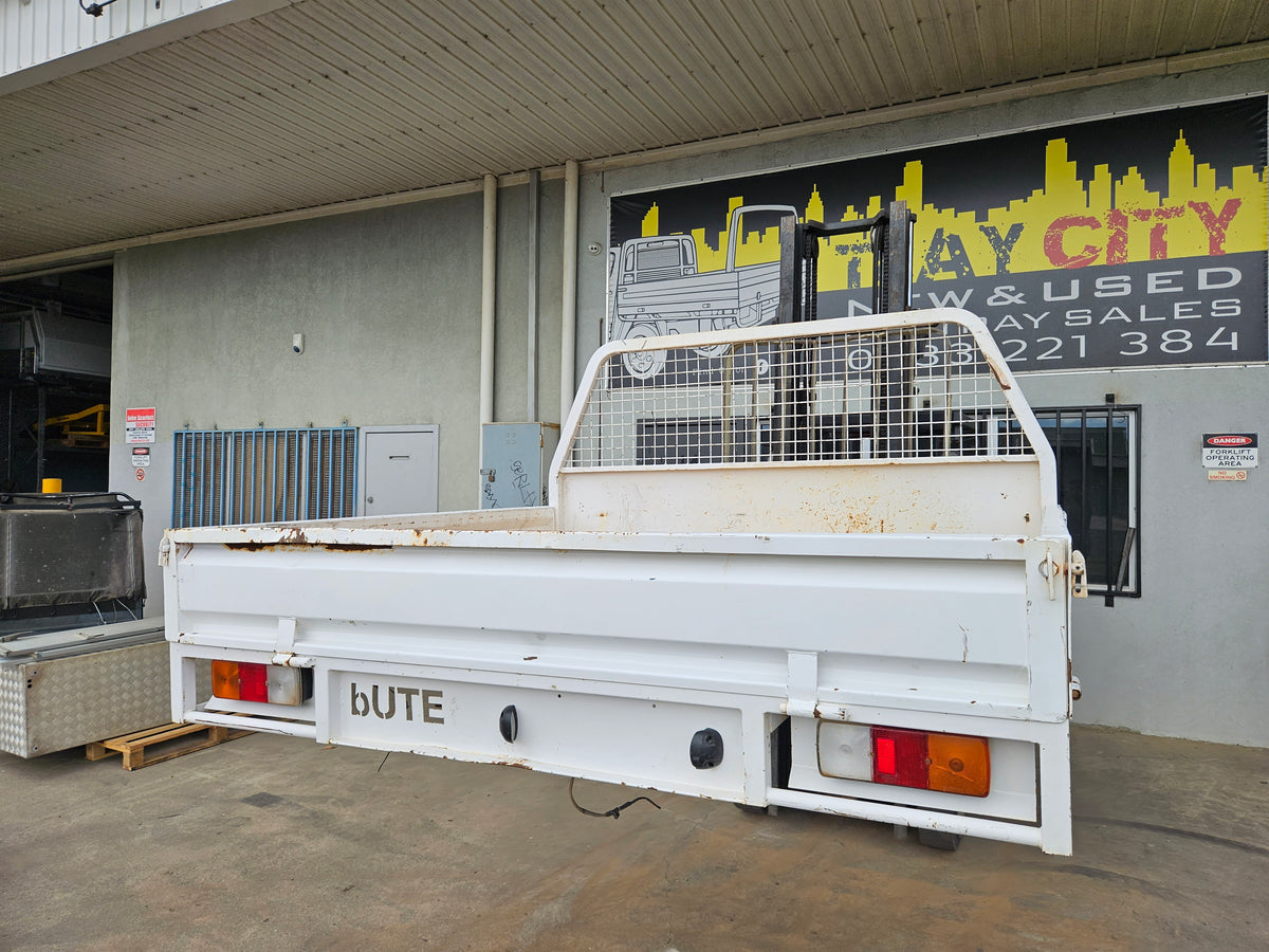 #905 dual cab steel tray - Amarok – Tray City